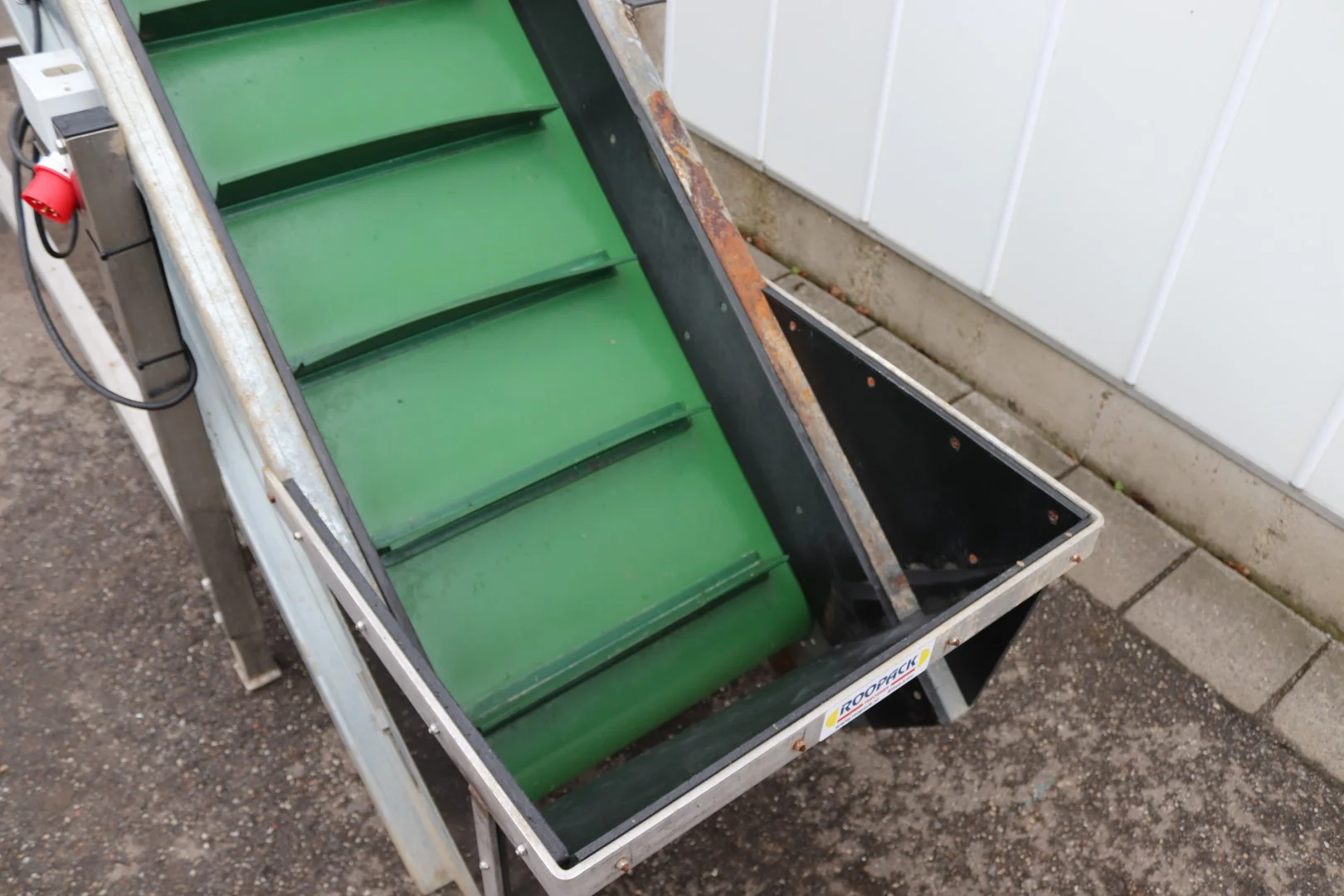 Roopack elevator / conveyor 420 x 60 cm • Duijndam Machines