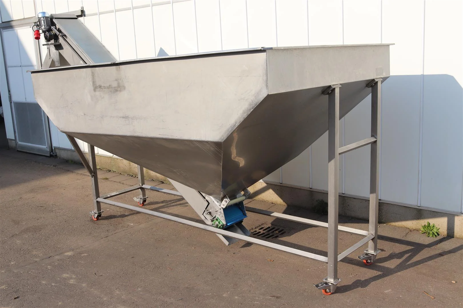 Elevator hopper stainless steel • Duijndam Machines