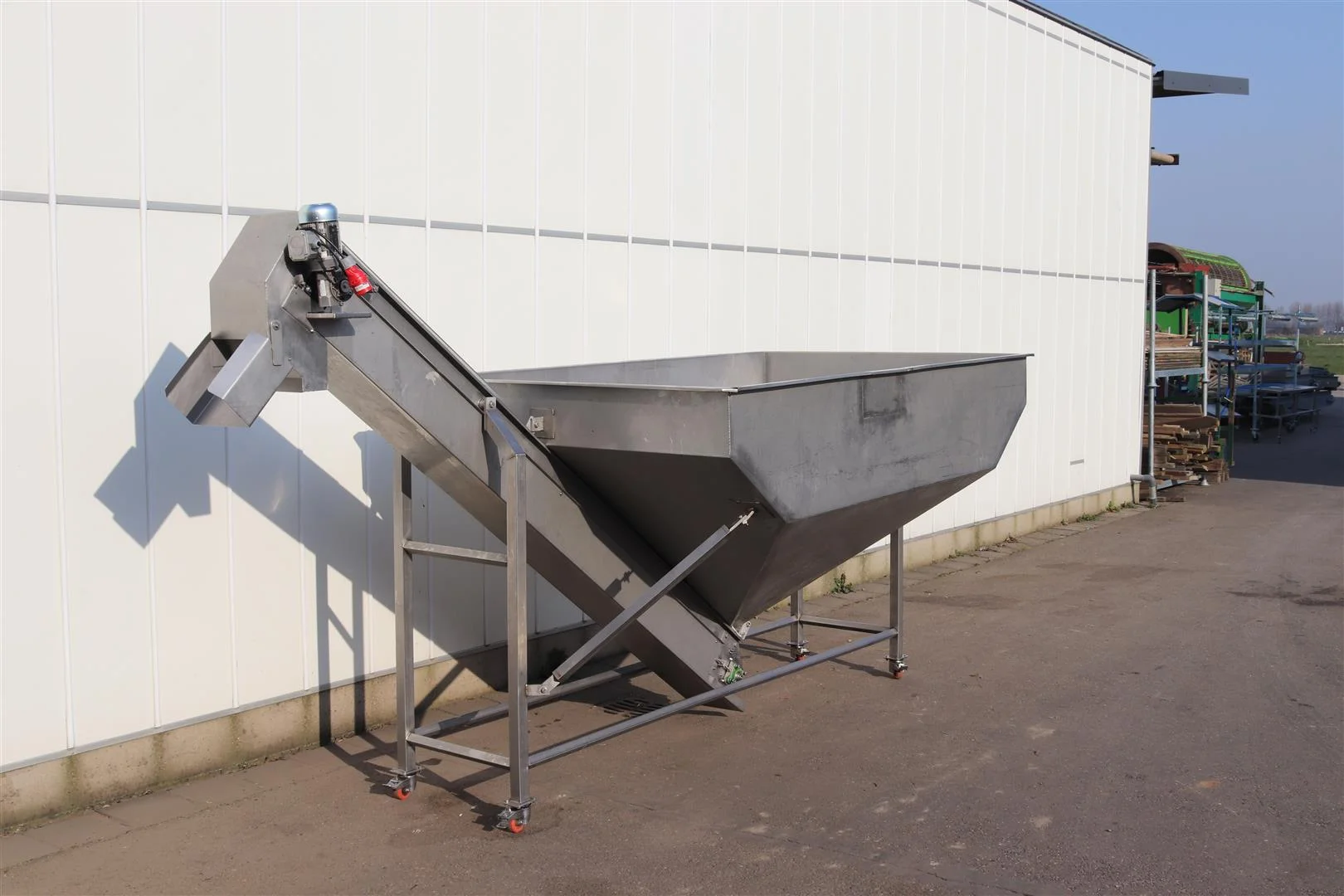 Elevator hopper stainless steel • Duijndam Machines