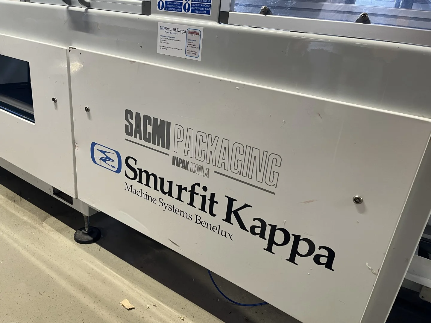 Sacmi TF12 + TS43 carton box/tray forming & erecting machine • Duijndam ...