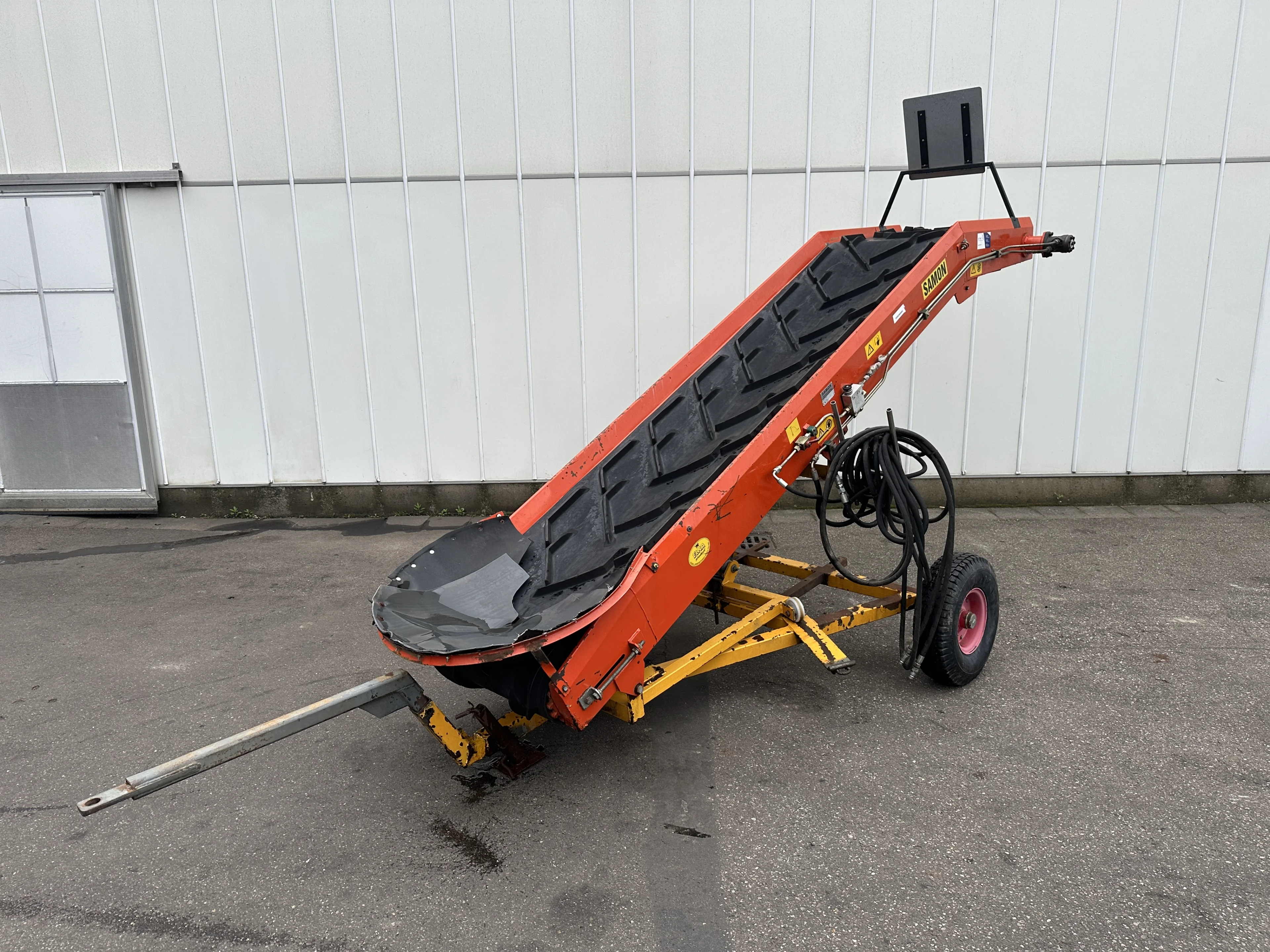 Samon ON350HK mobile elevator conveyor hydraulically driven • Duijndam ...