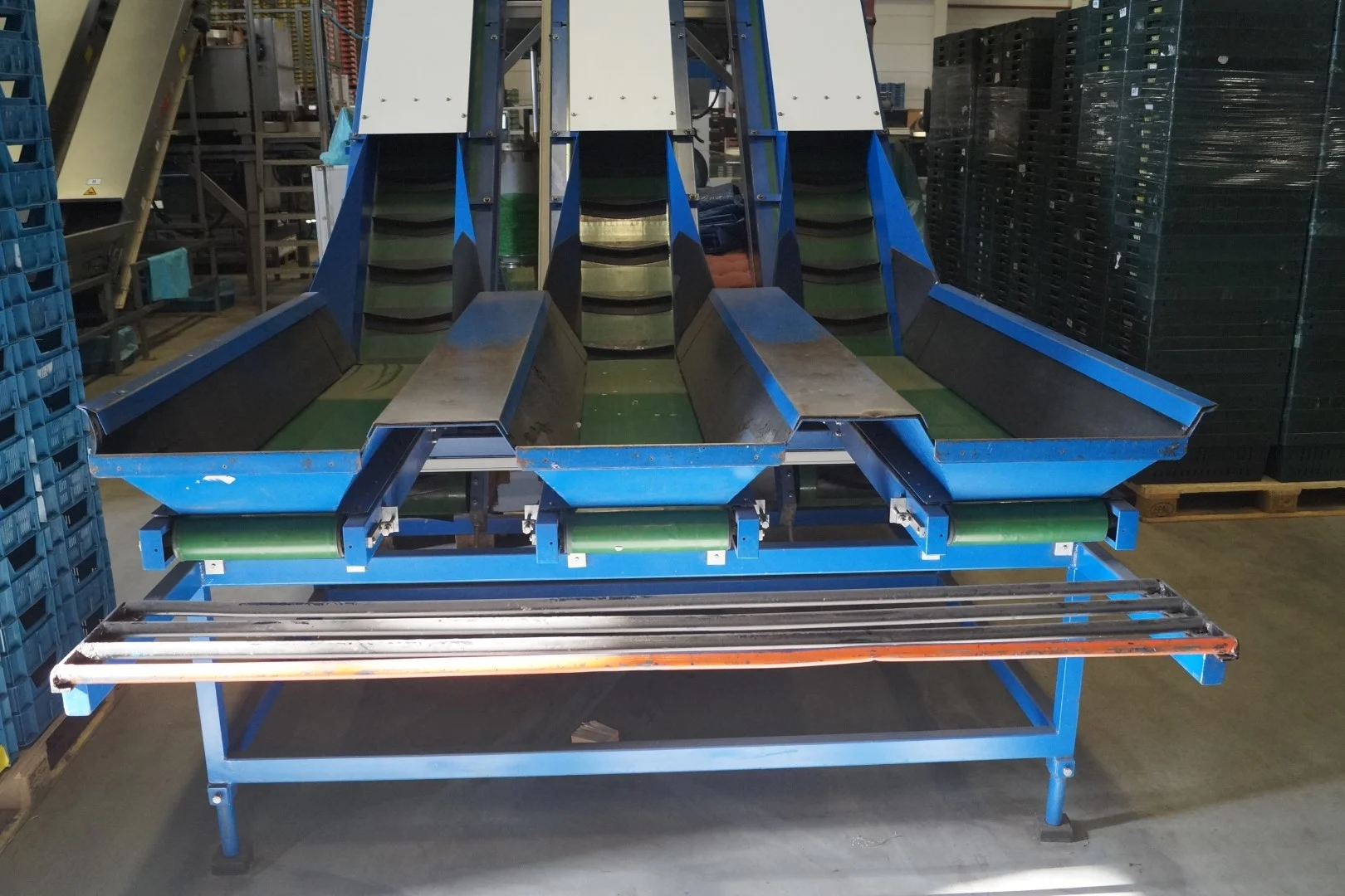 S&B multihead weighing and counting machine • Duijndam Machines