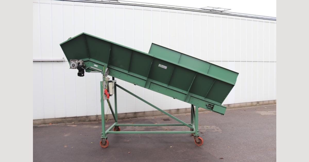 Schouten hopper 365 x 80 cm with adjustable speed • Duijndam Machines