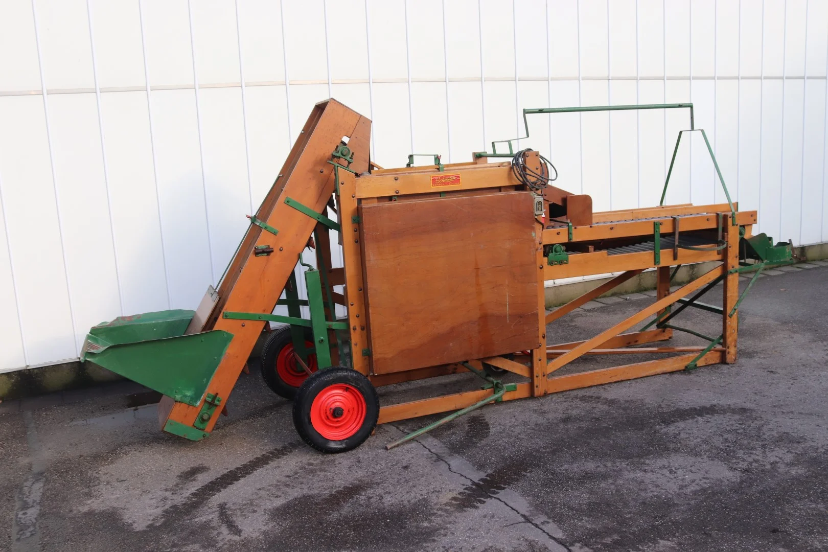 Schouten Trio sorting machine 60 cm wide for potatoes and onions ...