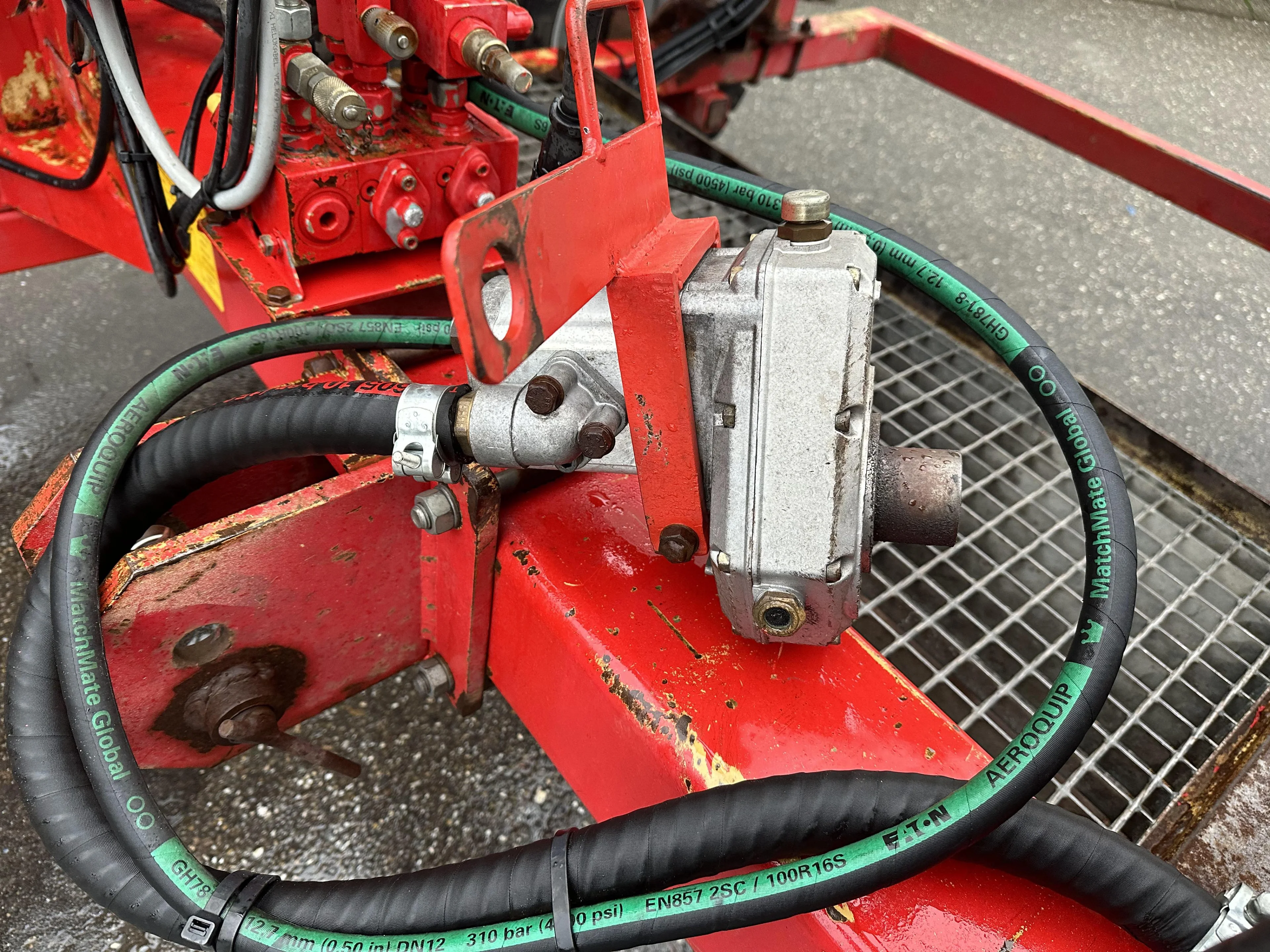 Simon topbeltlifter for leek • Duijndam Machines