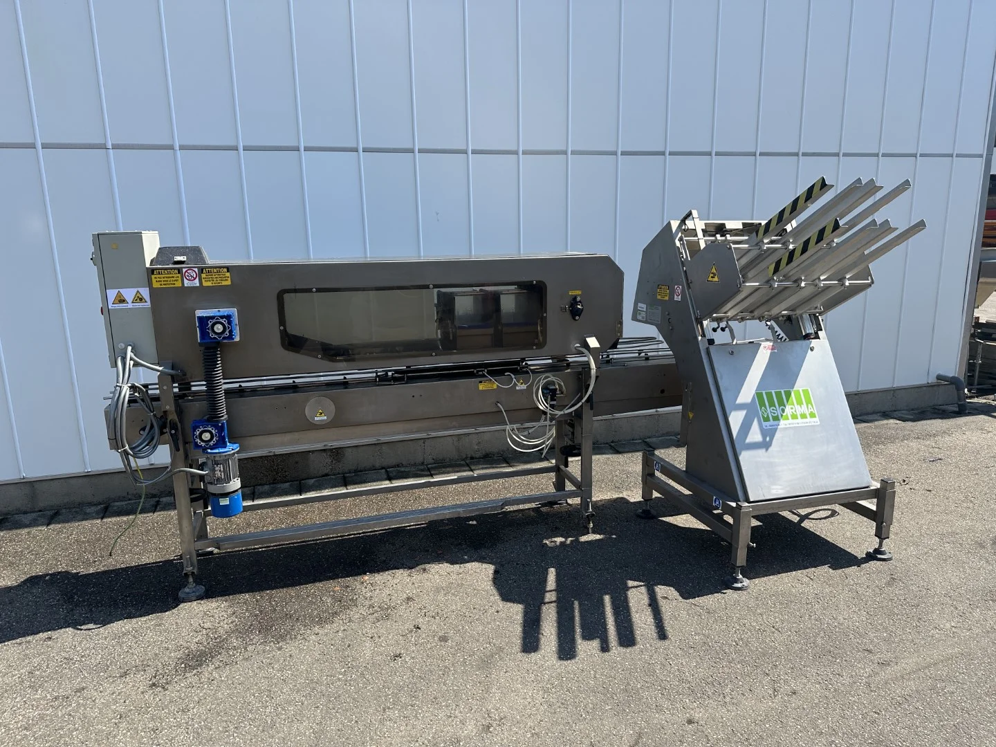 Sorma ACF 115 punnet filling machine with Sorma DP4 115X denester ...