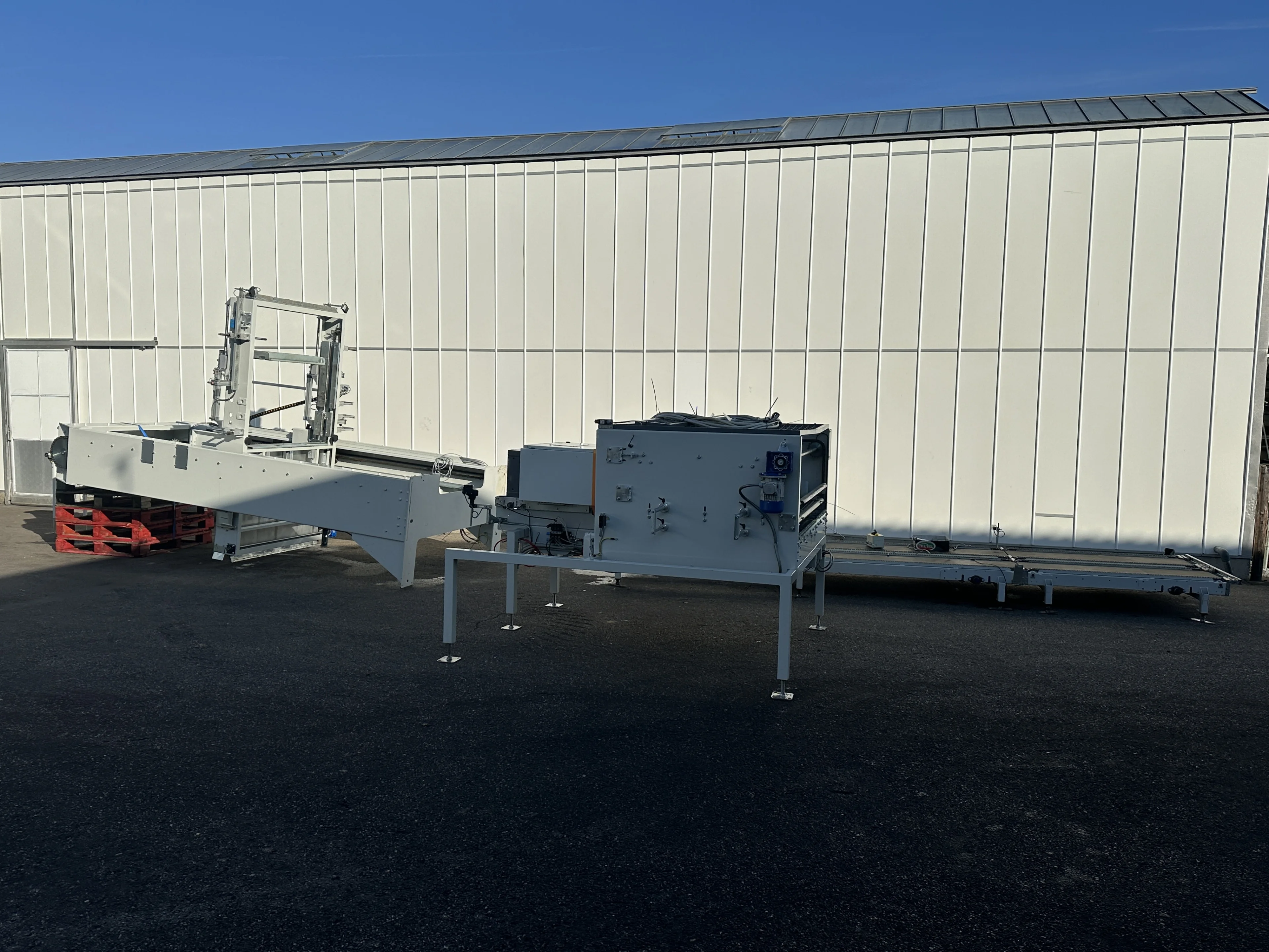 Sorma PAL 108D palletiser installation with 4 palletisers • Duijndam ...