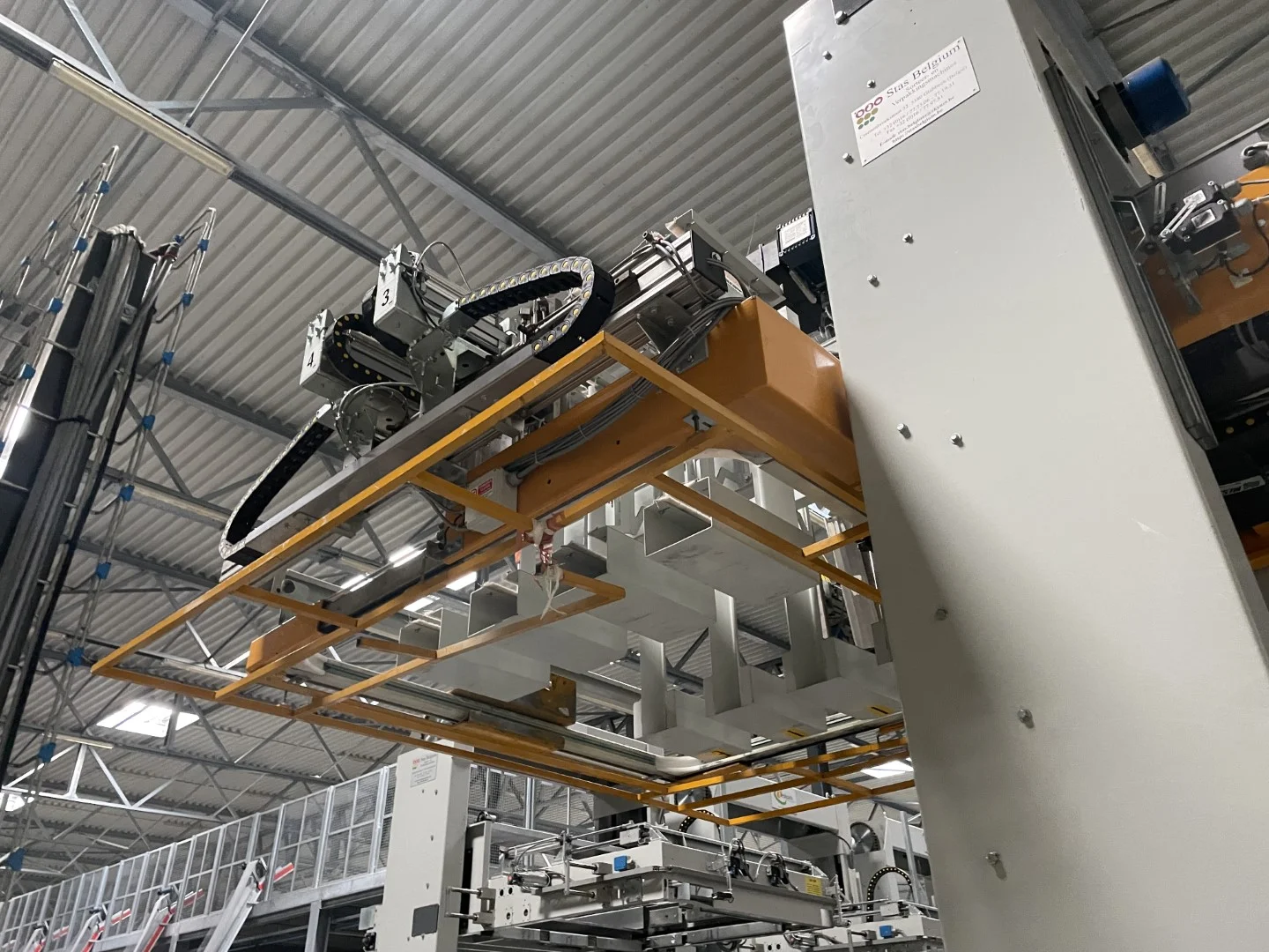 Sorma PAL 108D palletiser installation with 3 palletisers • Duijndam ...