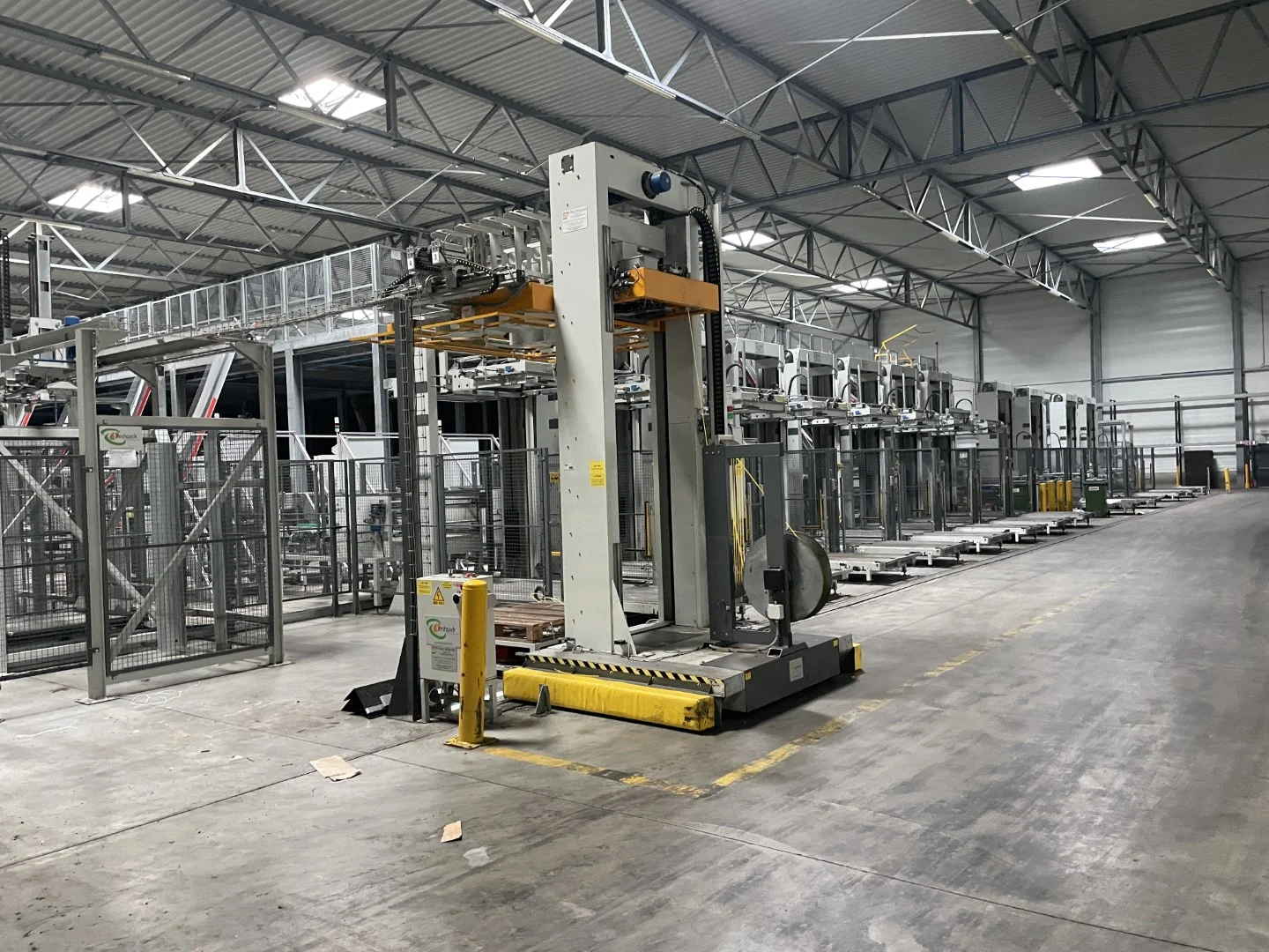 Sorma PAL 108D palletiser installation with 3 palletisers • Duijndam ...