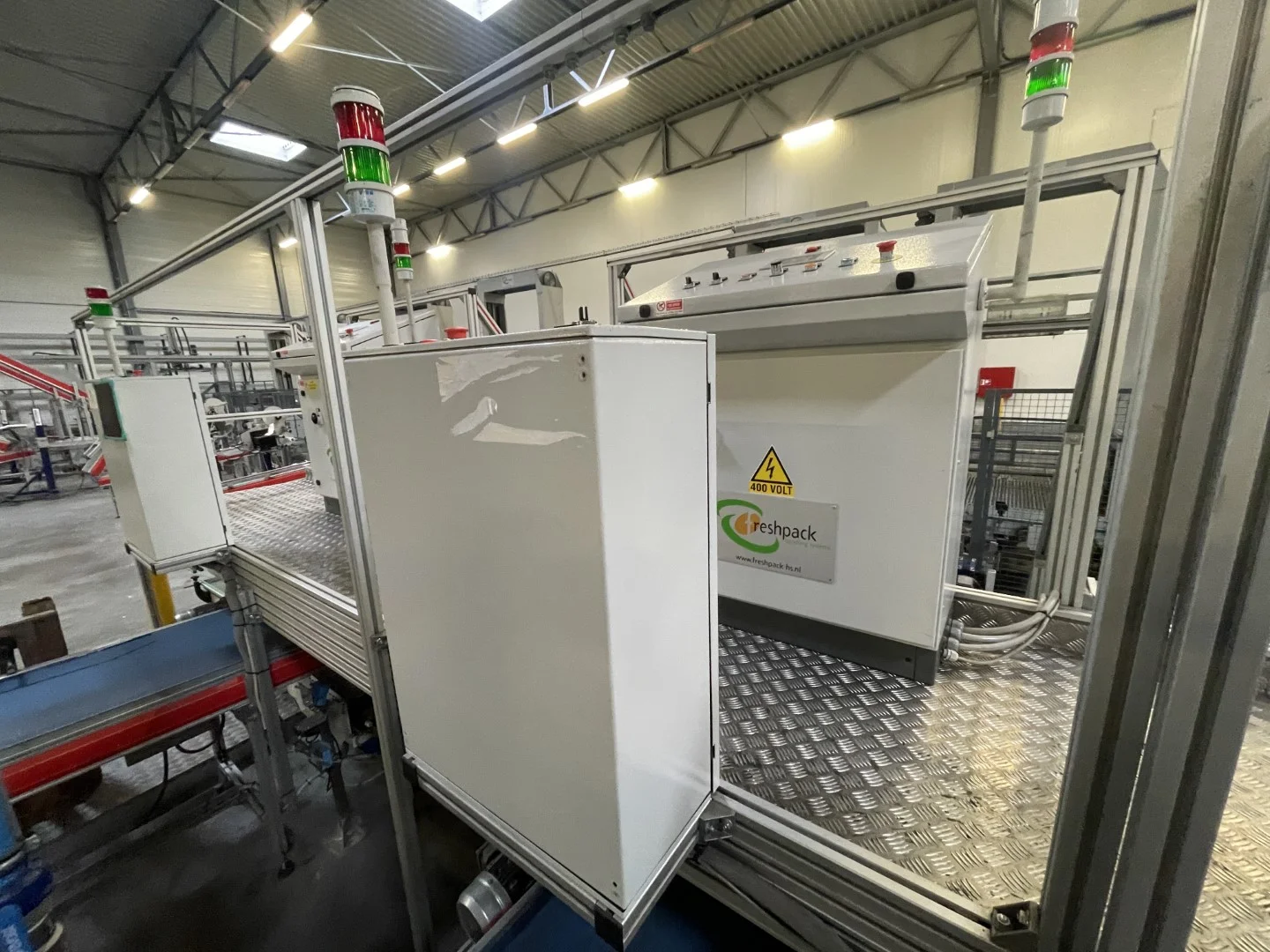Sorma PAL 108D palletiser installation with 3 palletisers • Duijndam ...