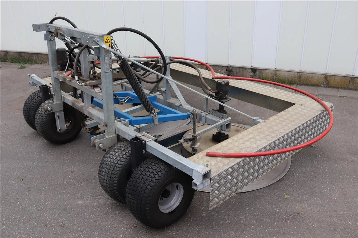 Roopack Spimaro spinach harvester • Duijndam Machines