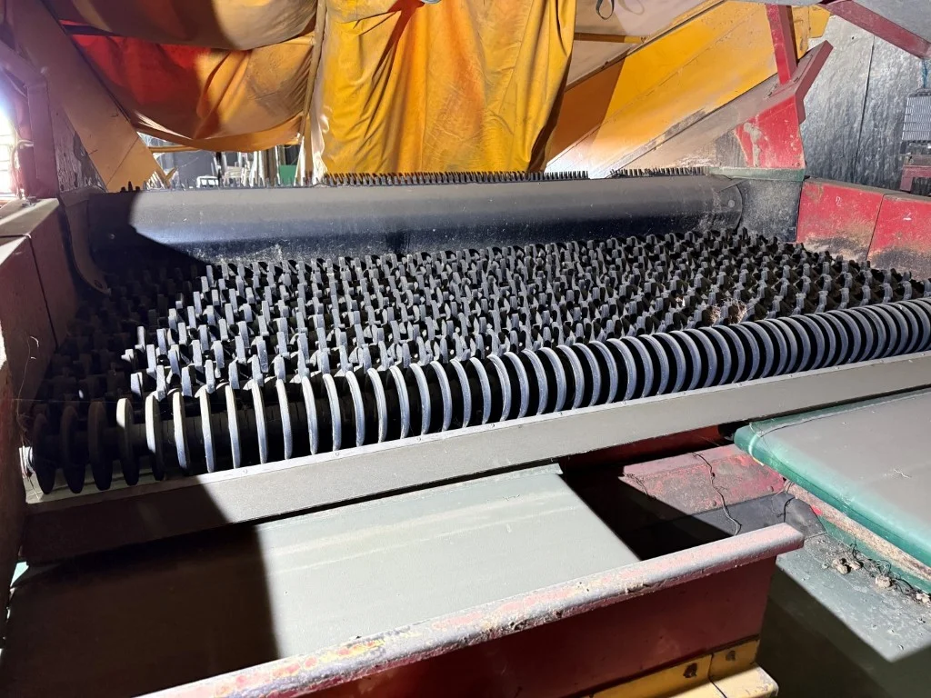 Spinnekop Combine receiving hopper with cleaner ,inspection conveyor ...
