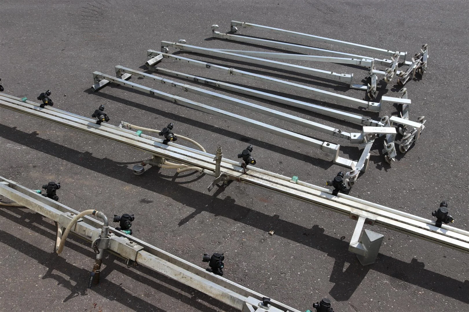 Spraying boom 7,6 meter • Duijndam Machines