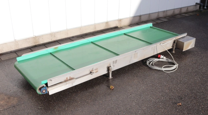 Stainless steel conveyor 300 x 85 cm • Duijndam Machines