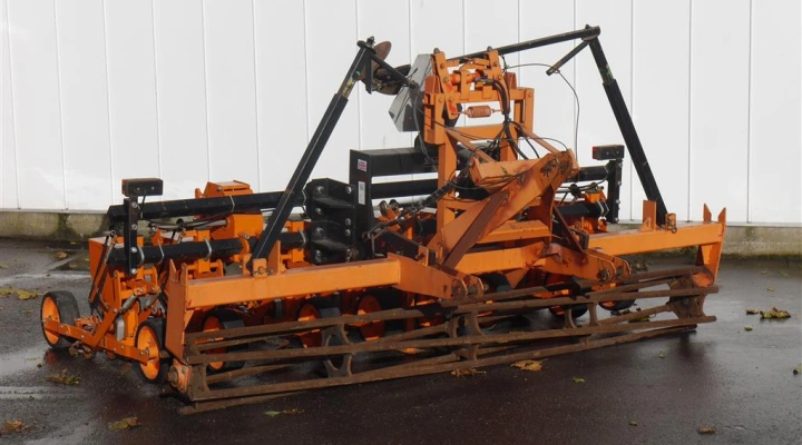 Stanhay mechanical seeder 8 rows • Duijndam Machines