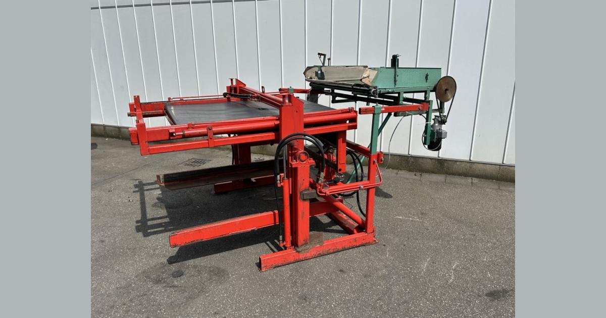 Stas 120 cm box tipper • Duijndam Machines