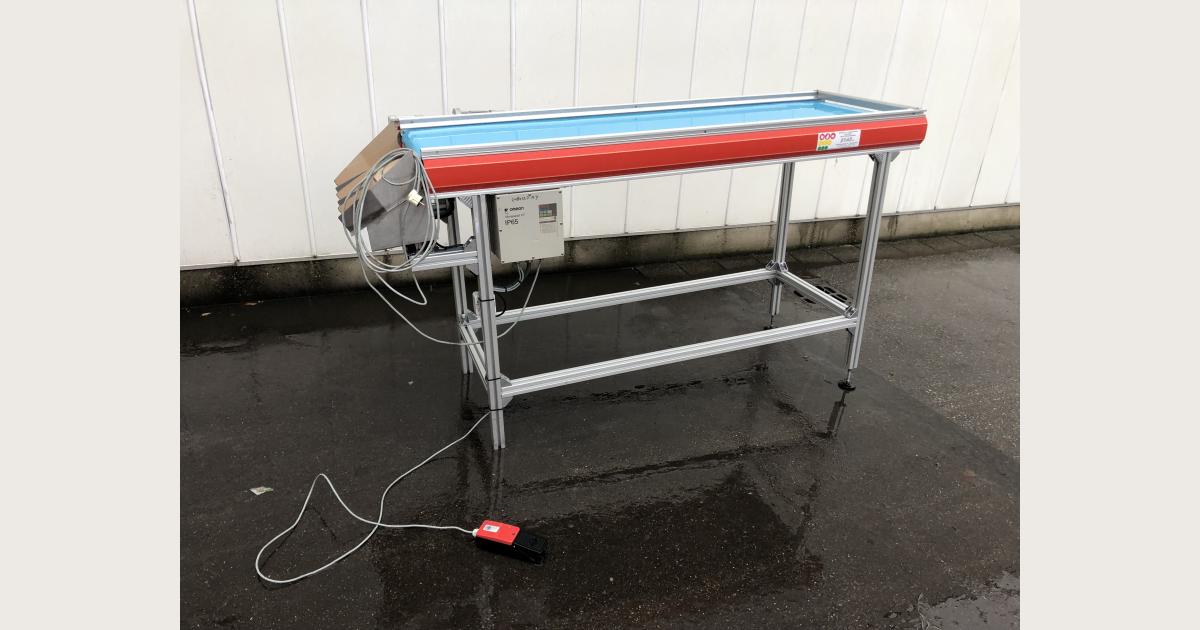 Stas conveyor 200 x 58 cm with vibrating shoot • Duijndam Machines