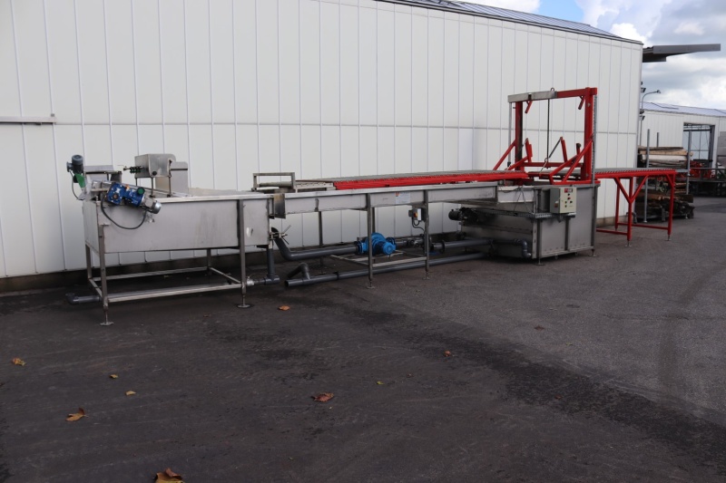 Stas water dumper • Duijndam Machines