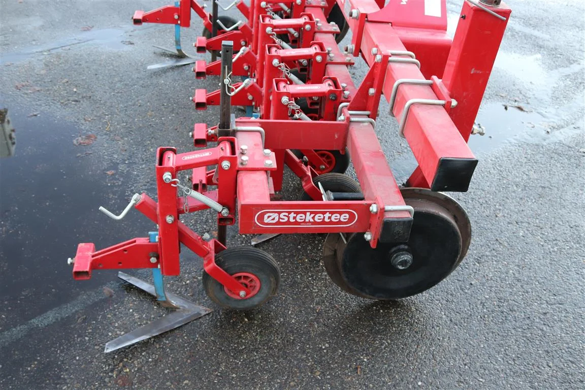 Steketee schoffelmachine • Duijndam Machines