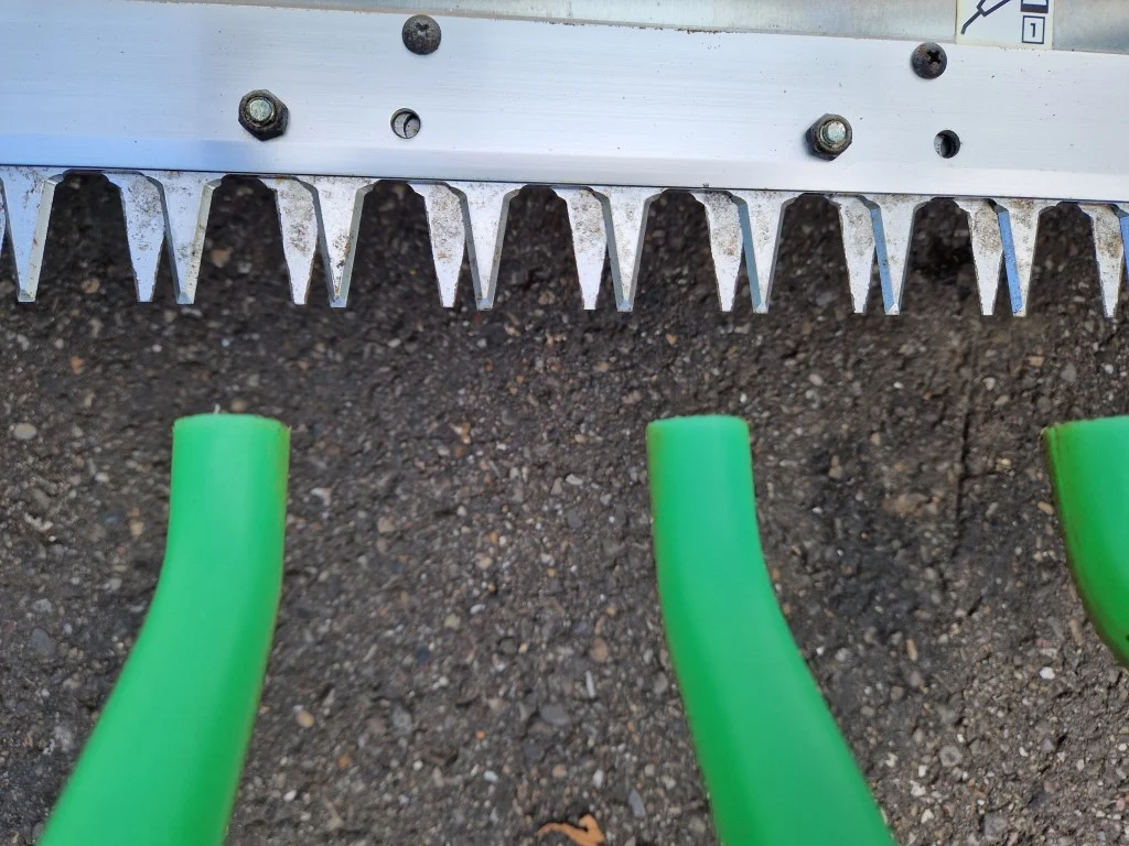 SuperCut 3000 NT pruning machine with Ochiai motor • Duijndam Machines