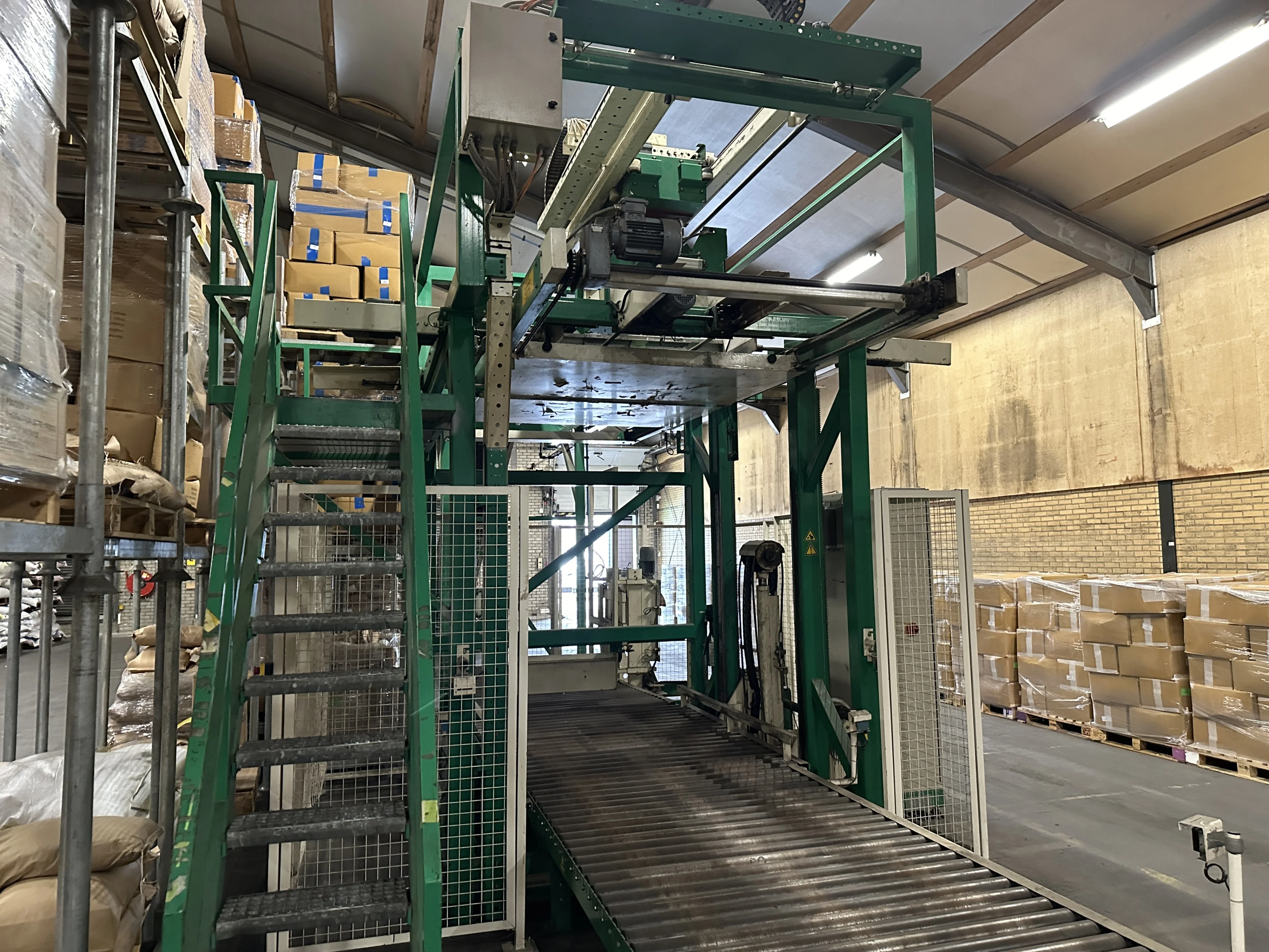 Symach FPS 900 bag palletiser • Duijndam Machines