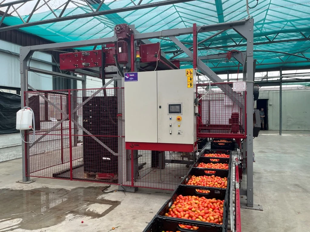 Taks automatic unloading system for pipe rail trolleys with Taks MPL ...