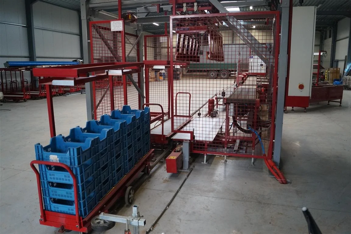 Taks fully automatic unloading system for destacking boxes from pipe ...