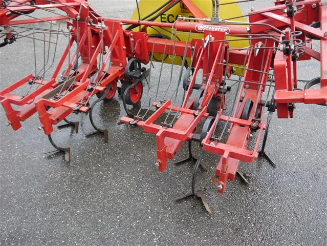 Steketee 5 meter foldable hoeing machine with ECO-DAN ATC system ...