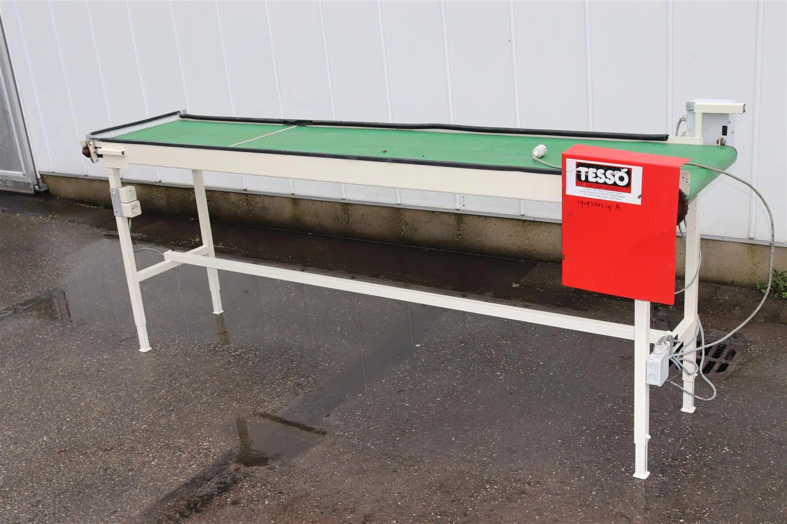 Tesso conveyor packing table 255 x 50 cm • Duijndam Machines