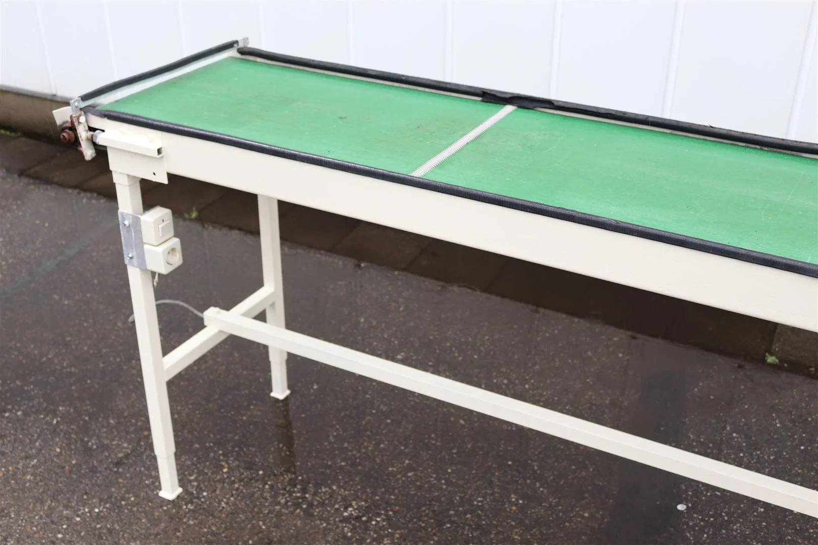 Tesso conveyor packing table 255 x 50 cm • Duijndam Machines