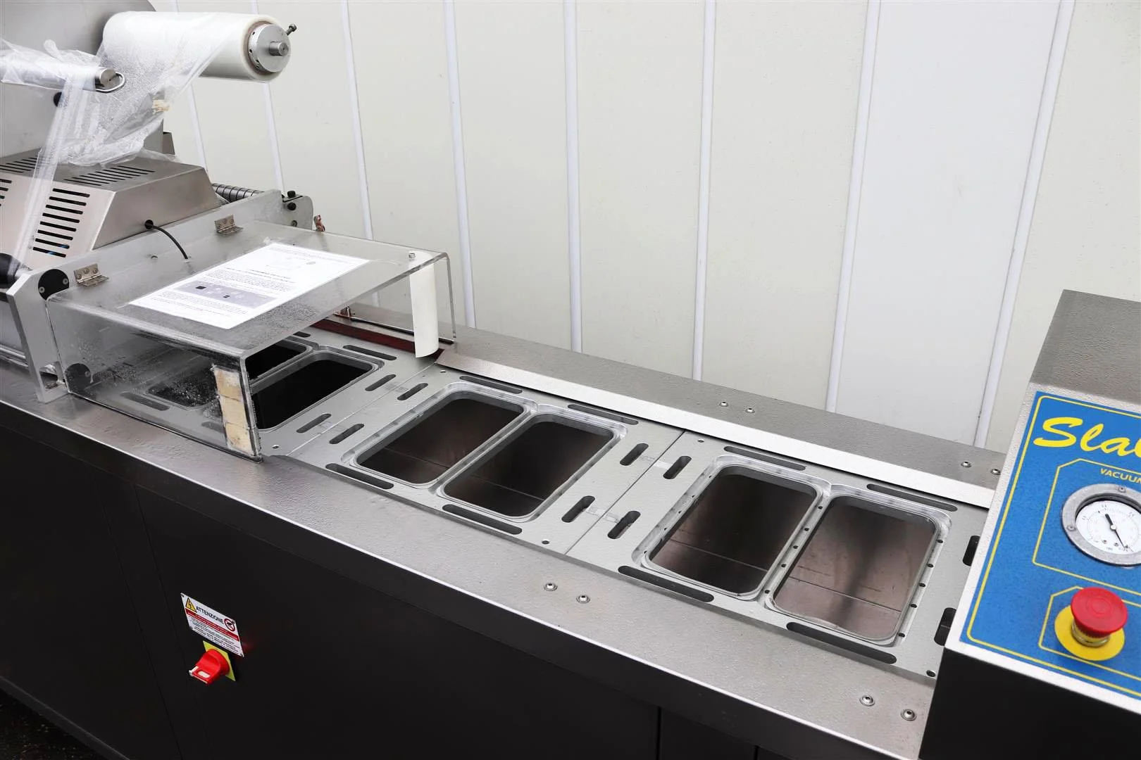 Rotopack Slalom topsealer sealing Machine • Duijndam Machines