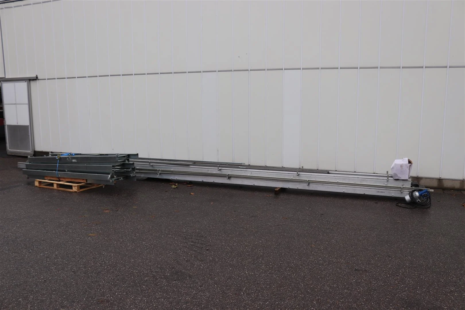 Aweta conveyor 1700 x 30 cm • Duijndam Machines