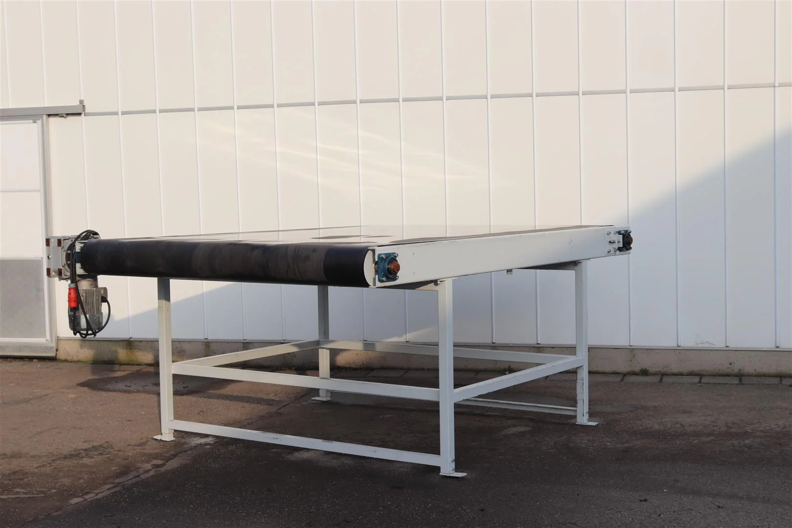 Conveyor 300 x 210 cm • Duijndam Machines