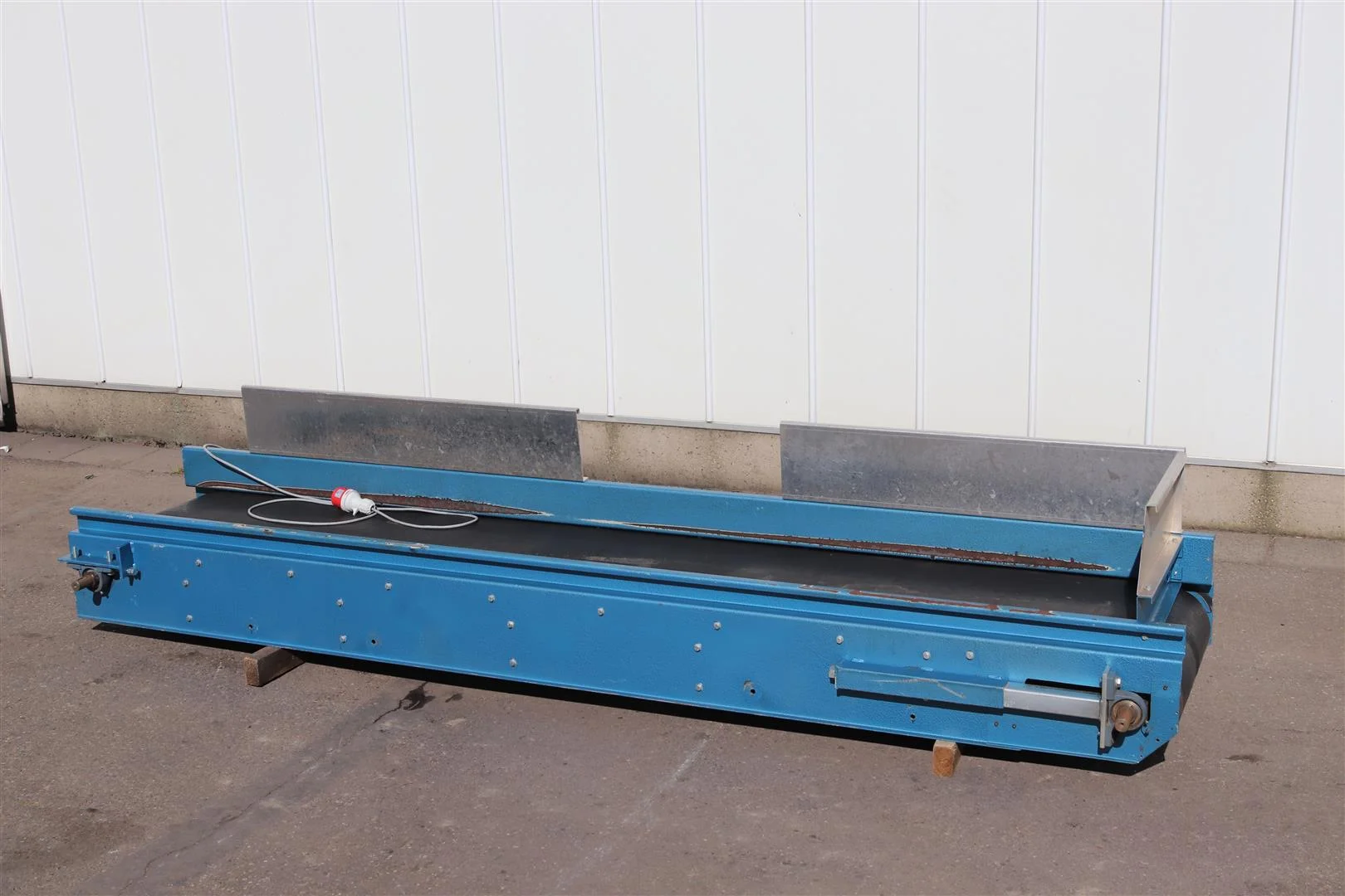 Upmann elevator 300 x 50 cm • Duijndam Machines