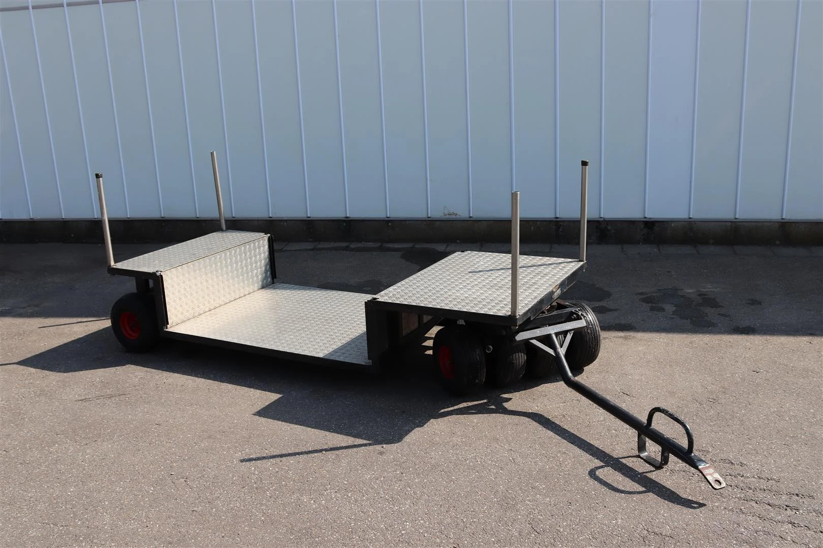 Transporter trolley for pallet or big box • Duijndam Machines