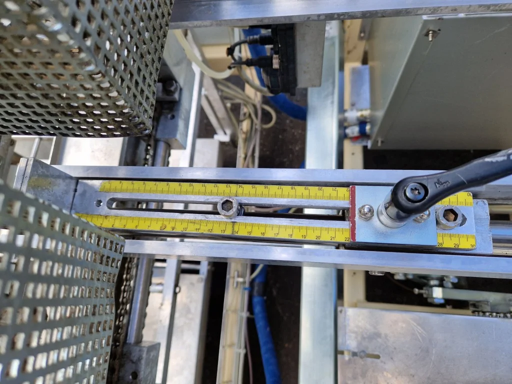 Sealed Air B+ BA20 carton box/tray forming & erecting machine with ...