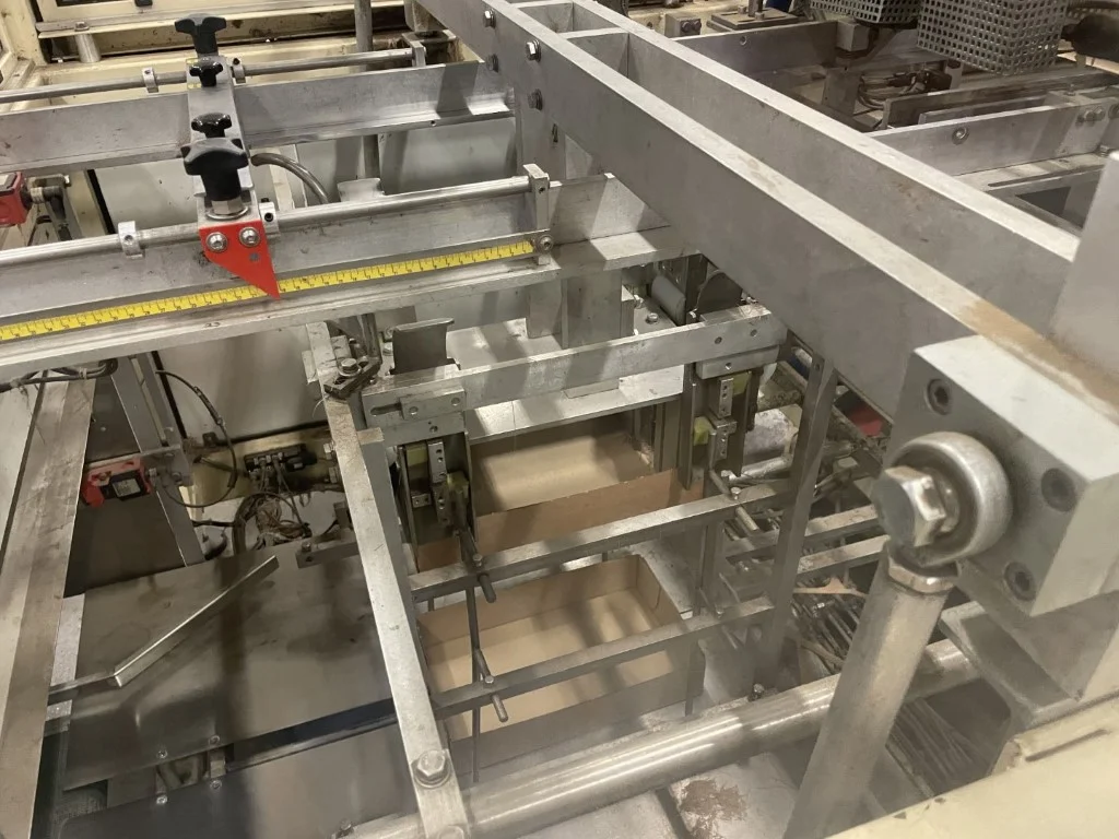 Sealed Air B+ BA20 carton box/tray forming & erecting machine with ...