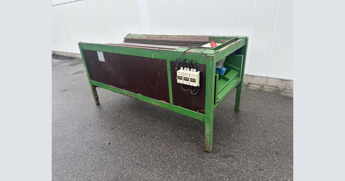 ERC onion neck topper with 2 knives • Duijndam Machines