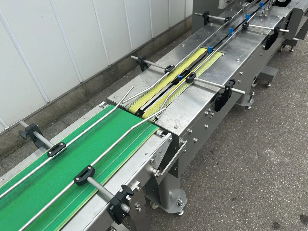 Ulma Florida E flow pack wrapper stainless steel • Duijndam Machines