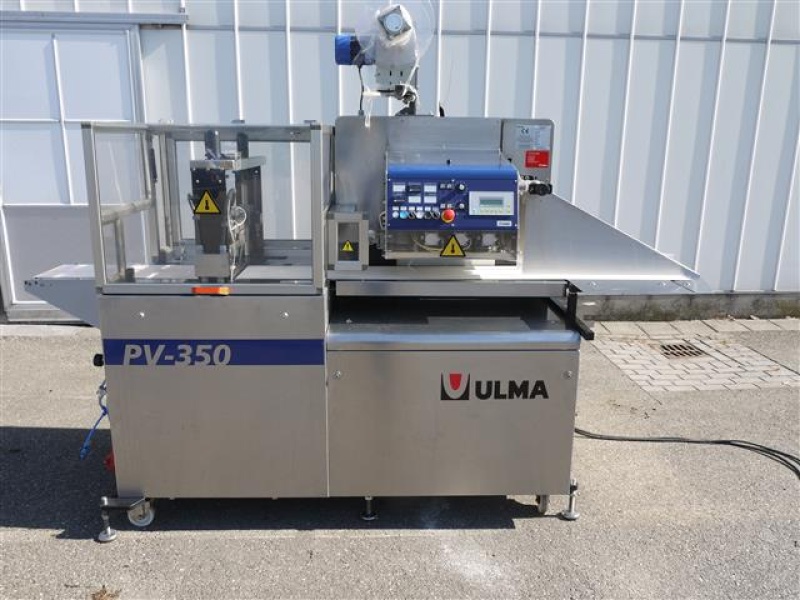 Ulma PV-350 flow packaging machine • Duijndam Machines
