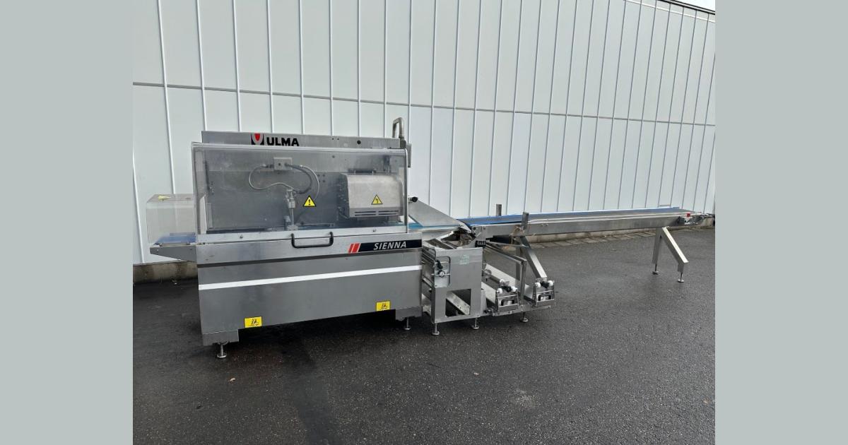 Ulma Sienna LS BI flowpackmachine met 3,5 meter transportband ...
