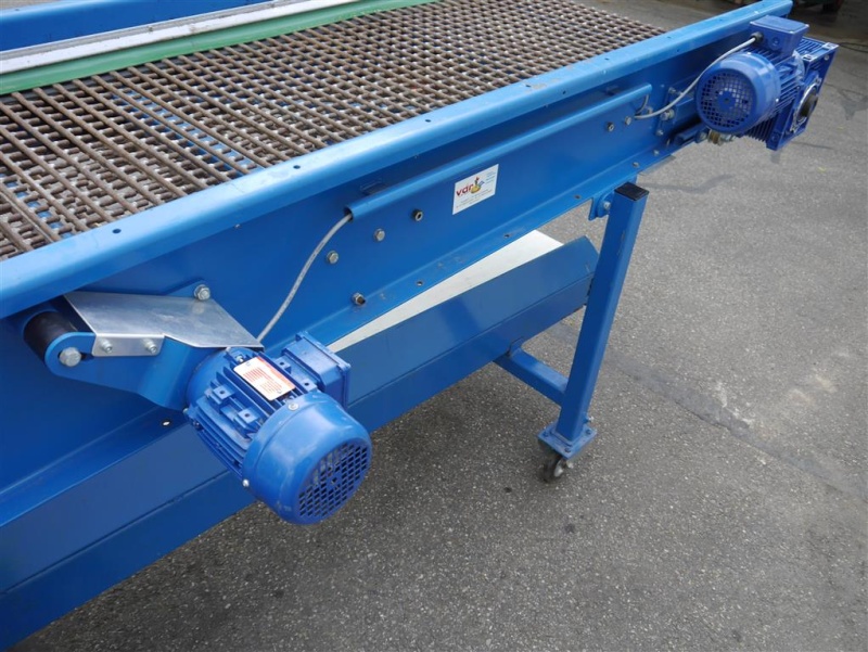 VDR Siebband mit Schüttler • Duijndam Machines