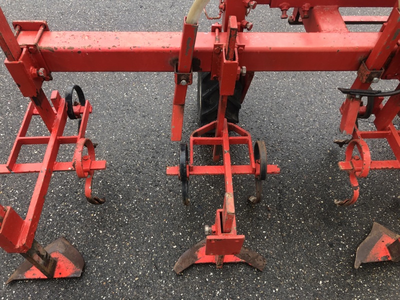 Verhoest hoeing machine • Duijndam Machines