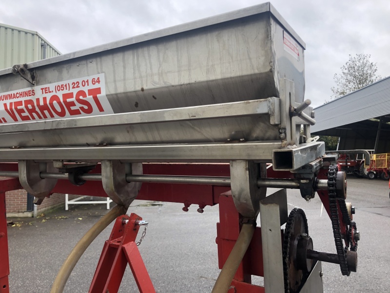 Verhoest hoeing machine • Duijndam Machines