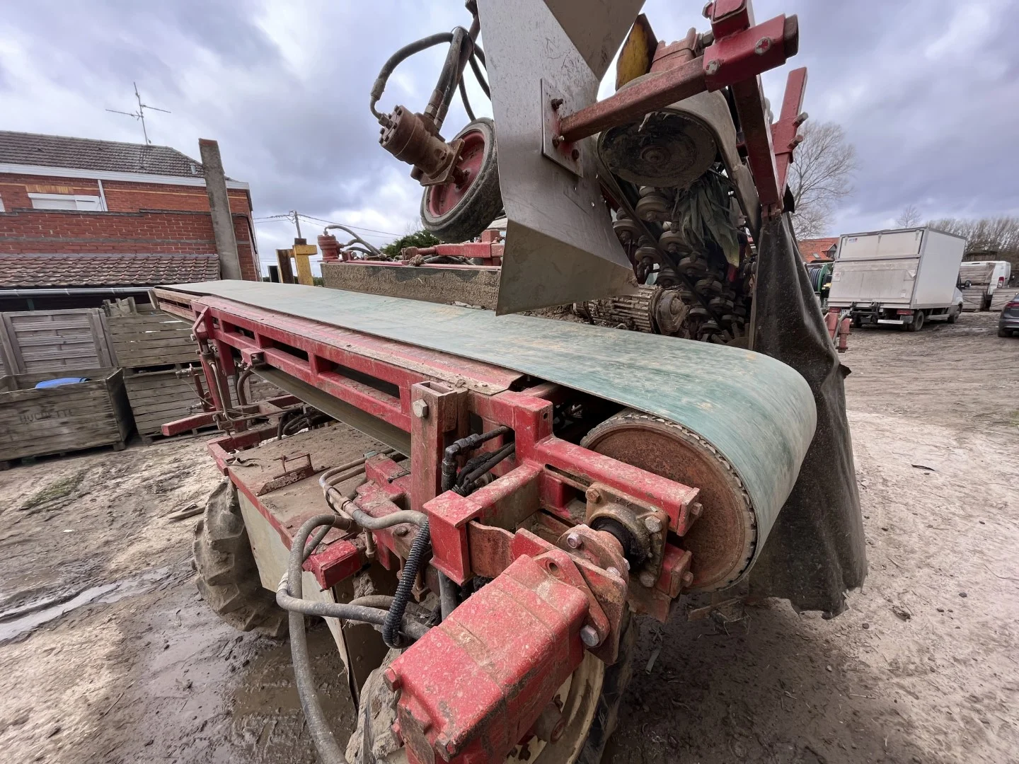 Verhoest leek harvester top beltlifter • Duijndam Machines