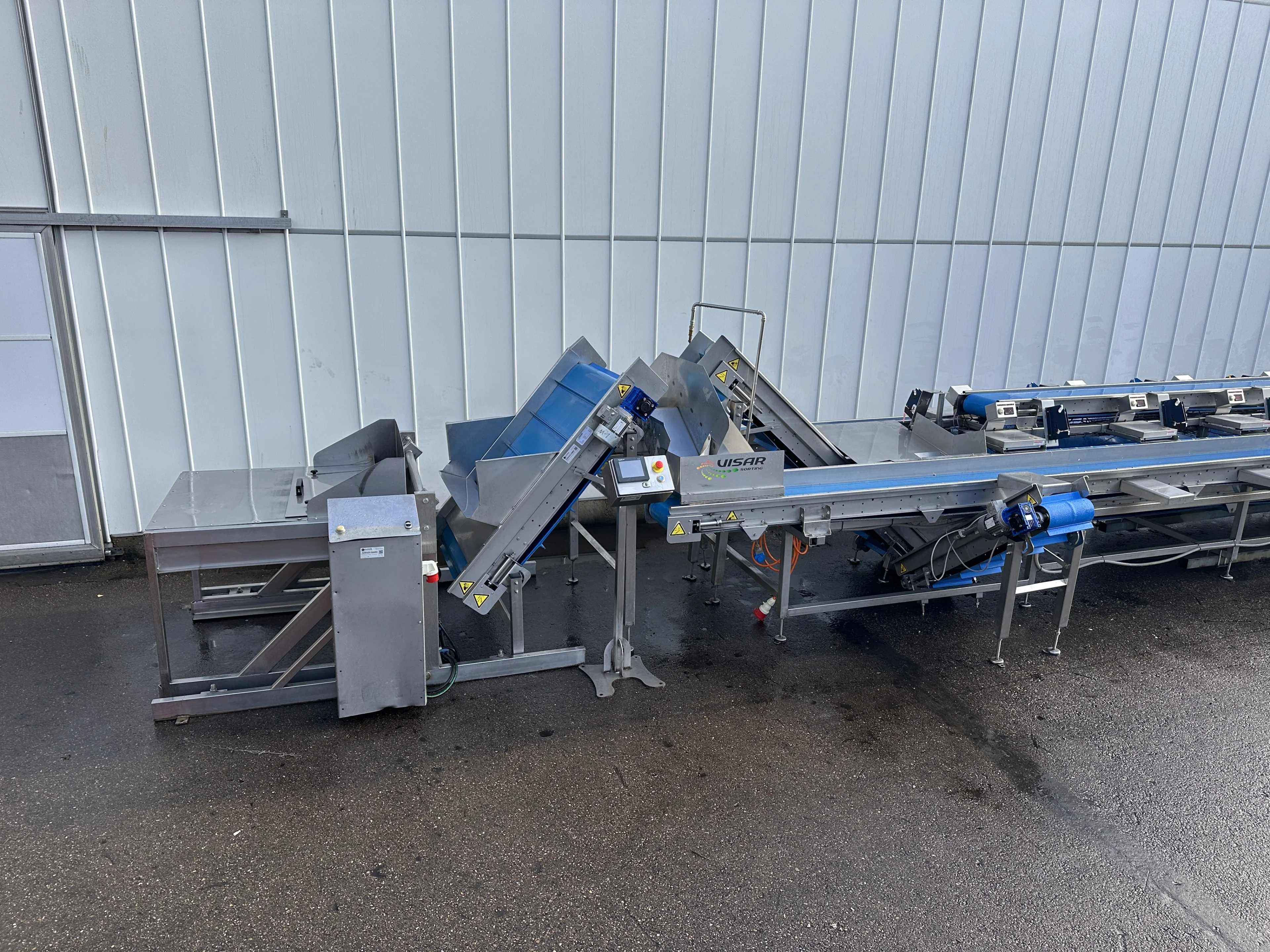 Visar stainless steel packing line with Netagco bin tipper and 16 ...