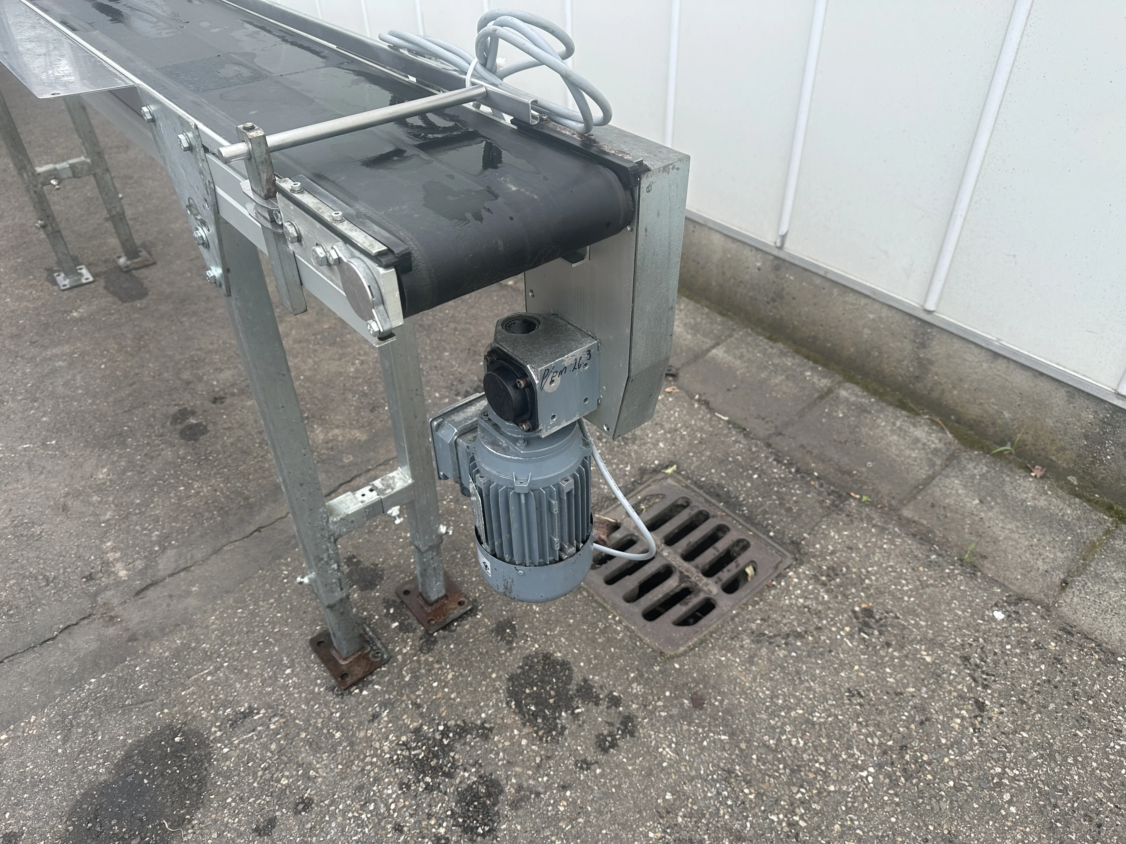 Viscon conveyor 250 x 20 cm • Duijndam Machines