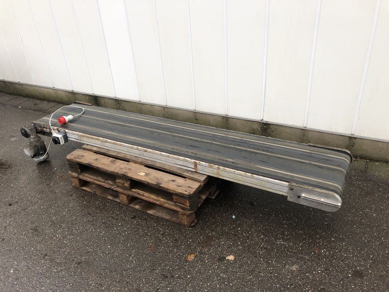 Viscon conveyors 275 x 50 cm • Duijndam Machines