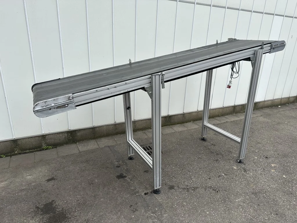 Viscon conveyor 300 x 70 cm • Duijndam Machines