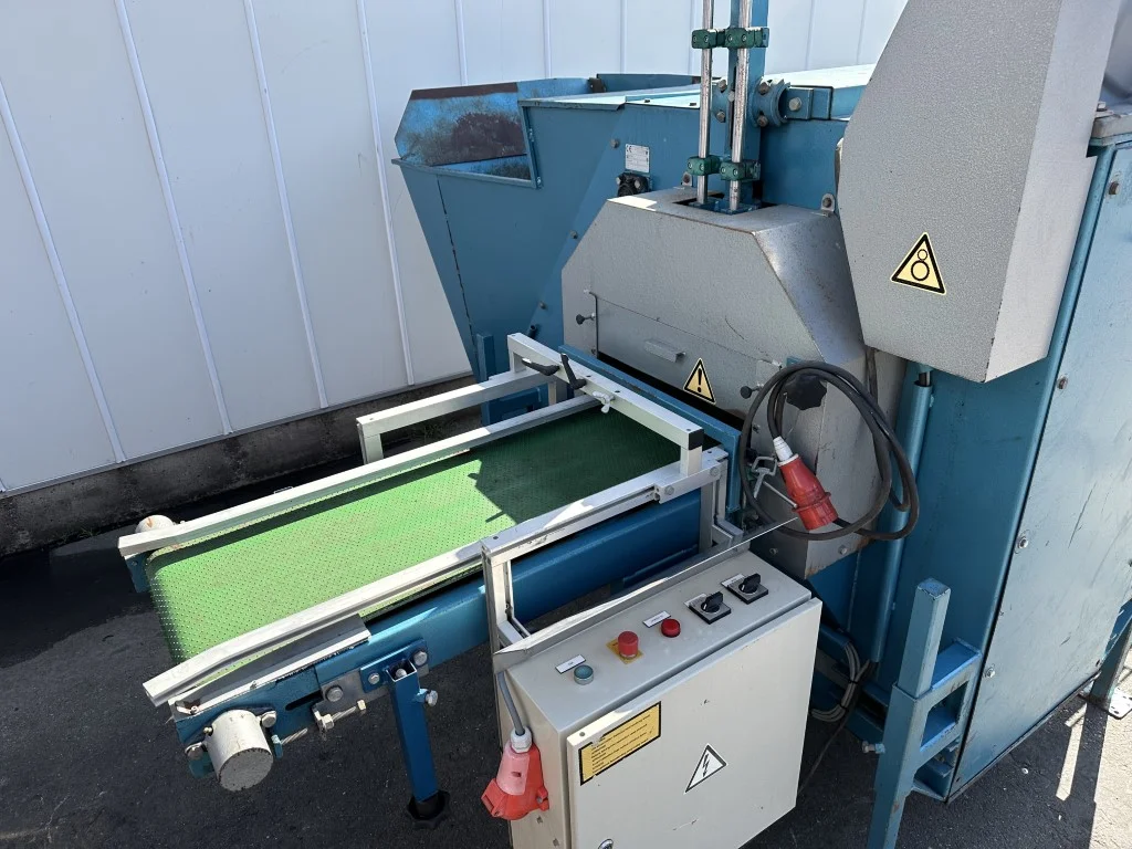 Visser MF40 tray filling machine • Duijndam Machines